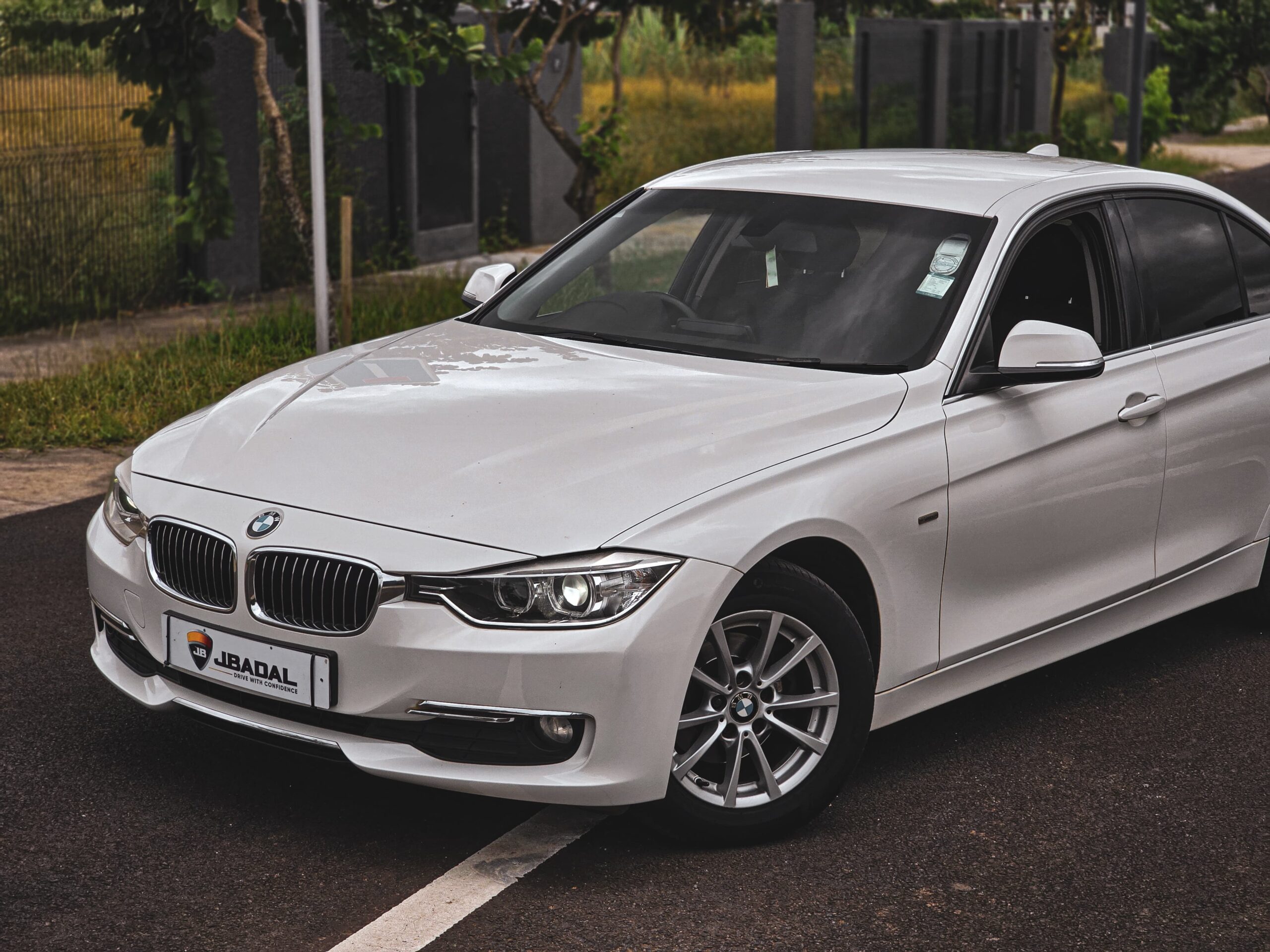 BMW 320 ED Luxury – Jbadal
